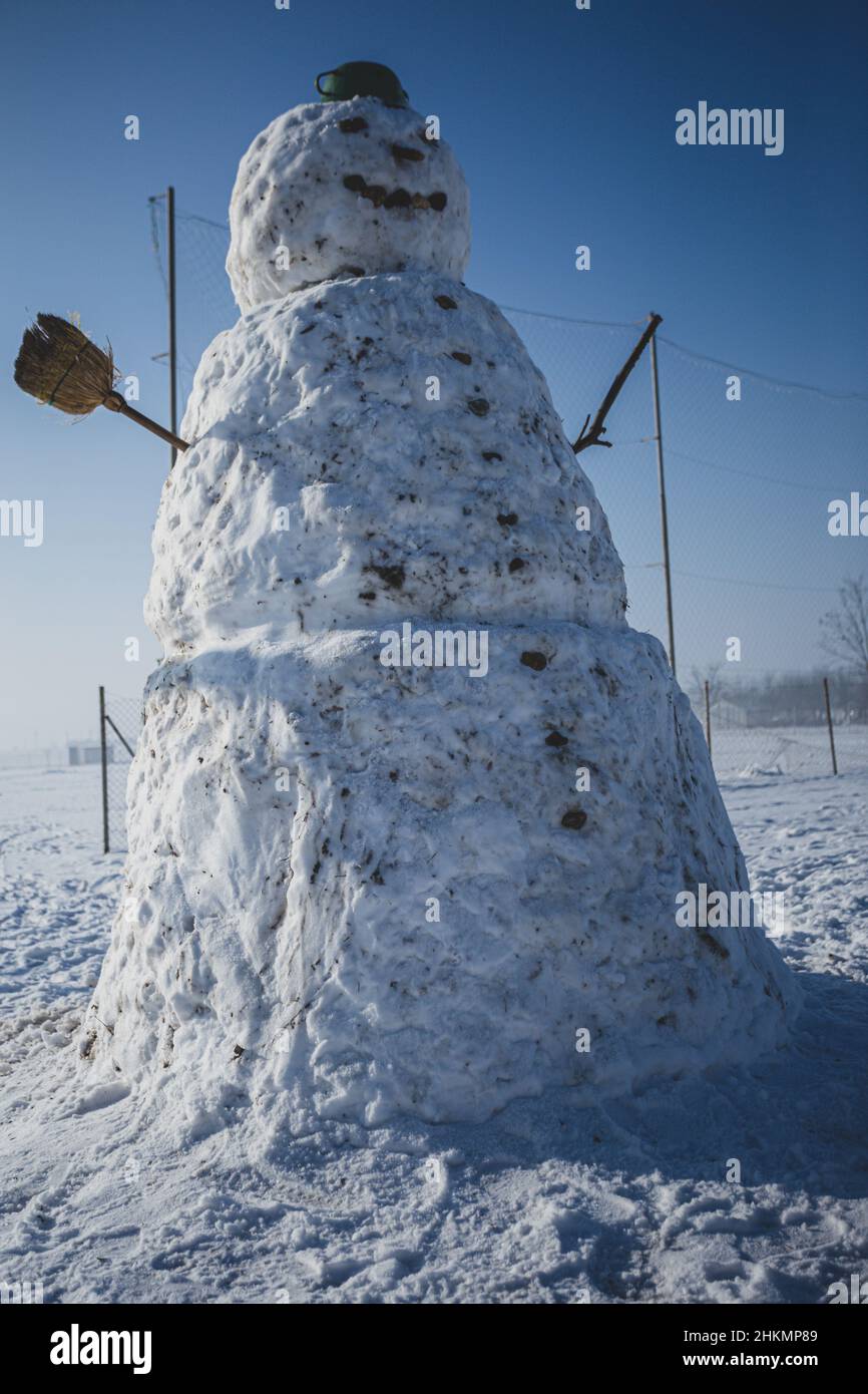 Snowman football hi-res stock photography and images - Alamy