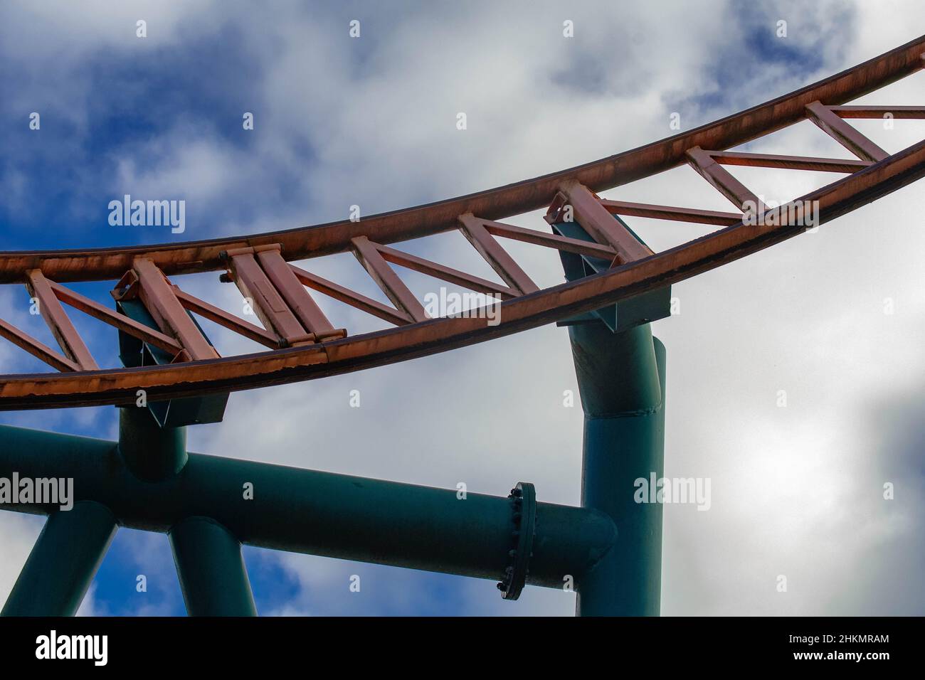 Oakwood Theme Park, Speed No Limits Rollercoaster , Megafobia Wooden ...