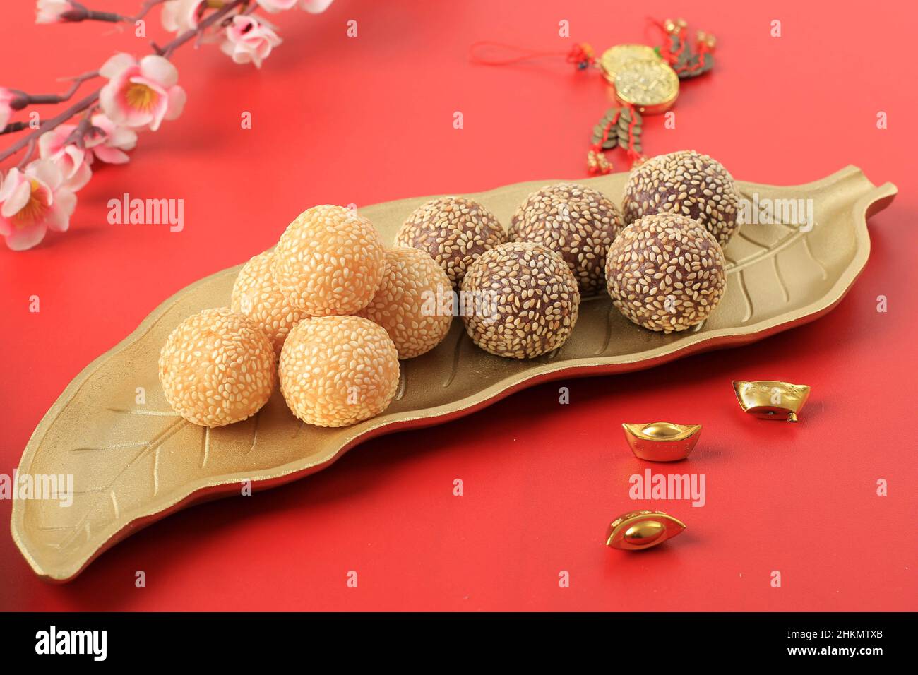 Jajanan tradisional hi-res stock photography and images - Alamy