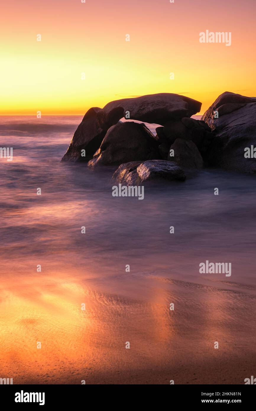 Rocky outcrop over the surf hi-res stock photography and images - Alamy