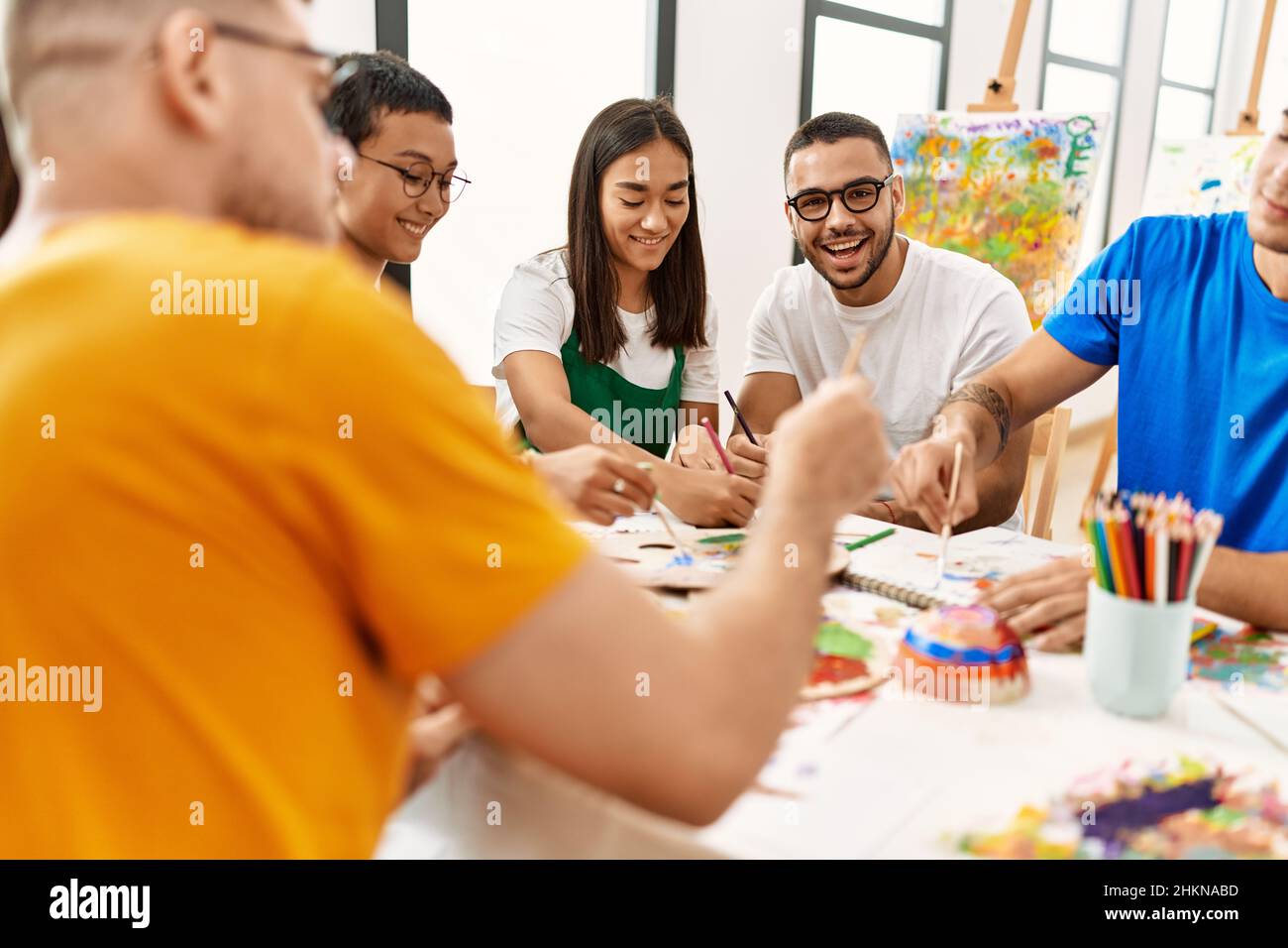 Group of people drawing at art studio Stock Photo - Alamy