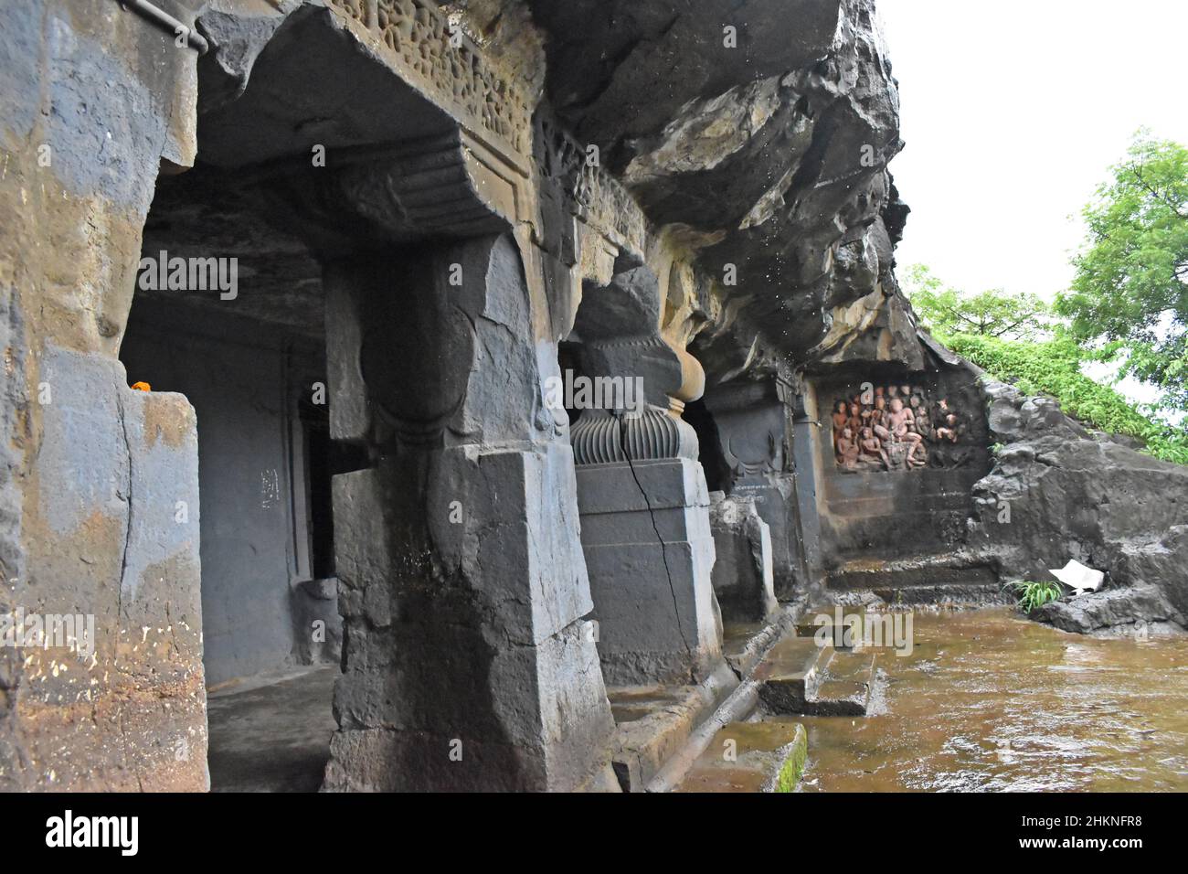 lonad caves - bhiwandi caves maharashtra Stock Photo - Alamy