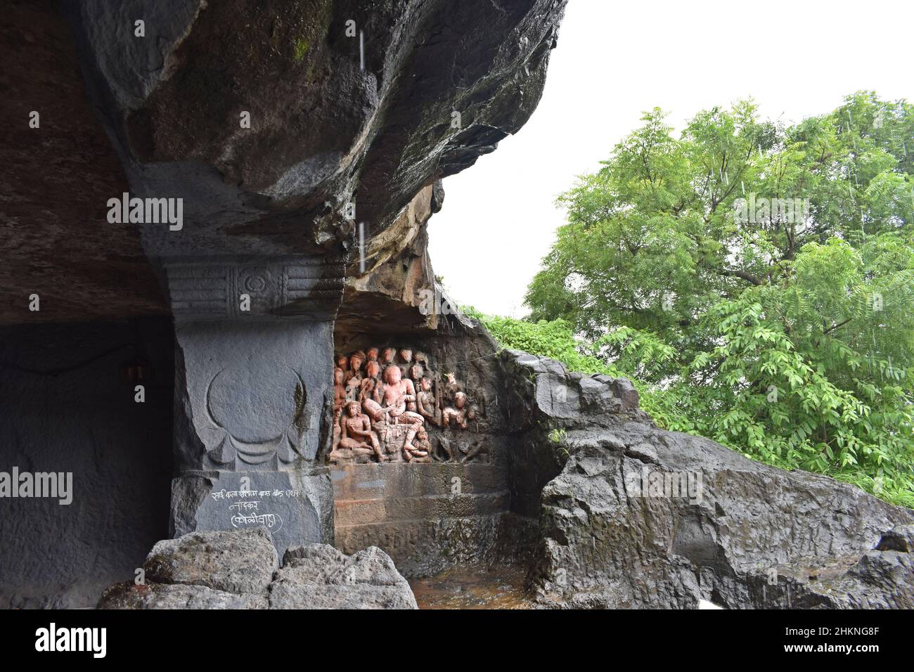 intricate work at lonad cave, maharashtra, india Stock Photo - Alamy