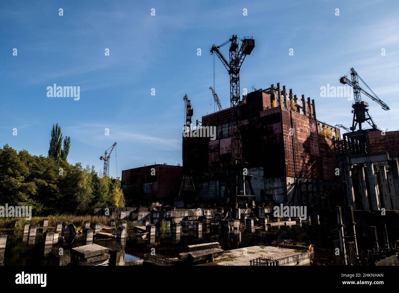 The 5th reactor at the Chernobyl Nuclear Power Plant was never finished ...