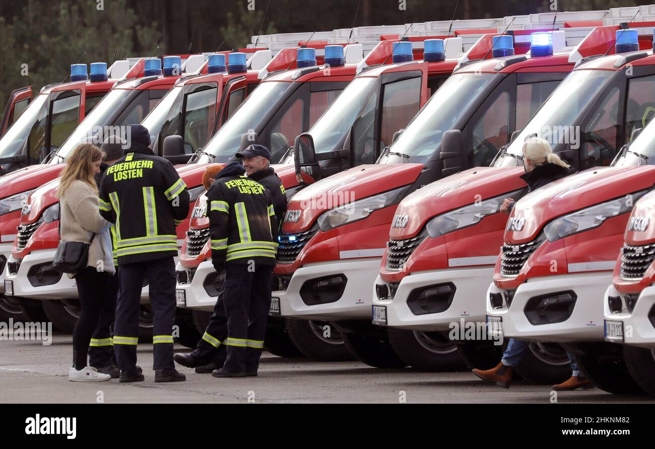 Neu Poserin, Germany. 05th Feb, 2022. 16 portable fire engines (TSF ...