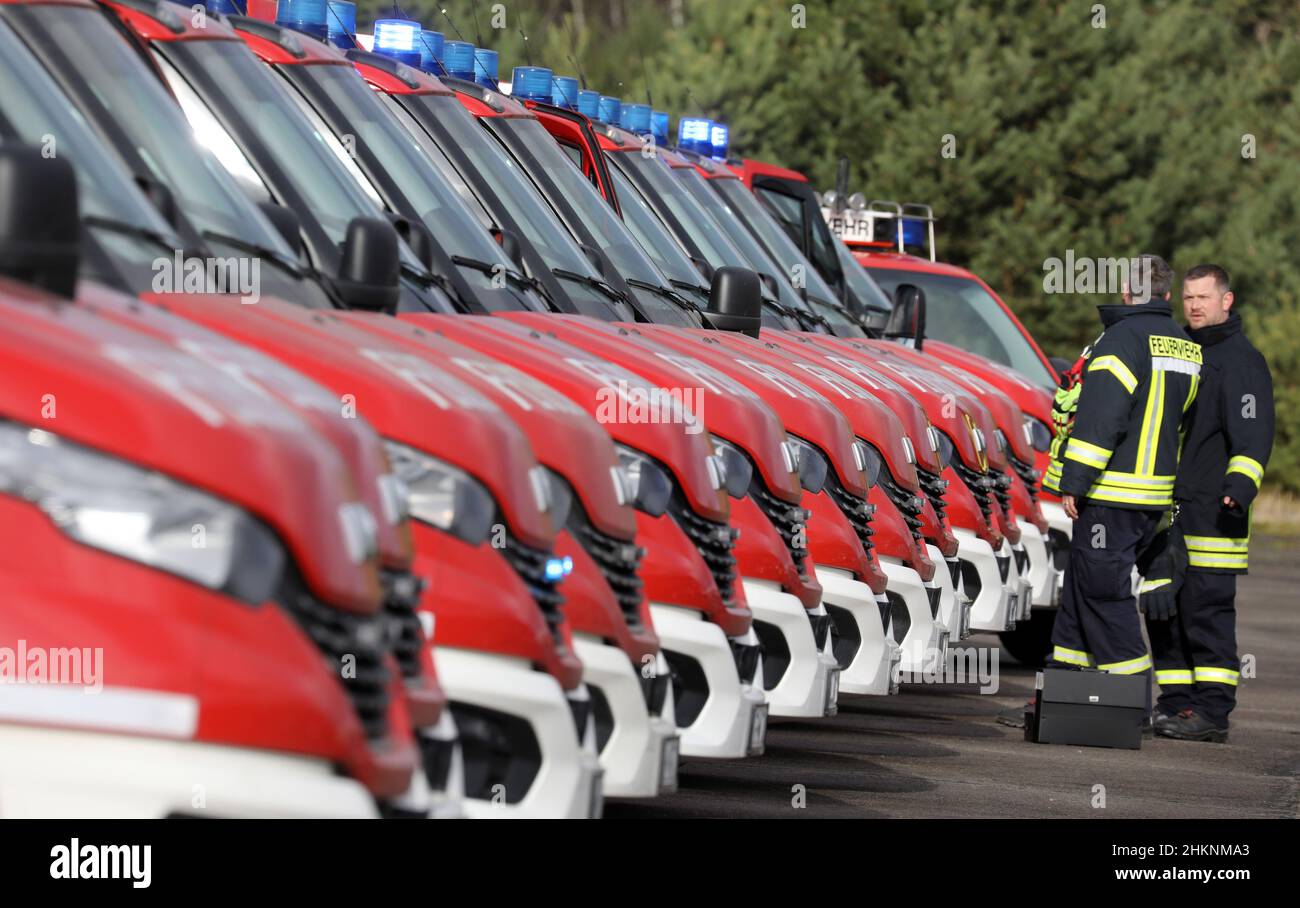 Neu Poserin, Germany. 05th Feb, 2022. 16 portable fire engines (TSF ...
