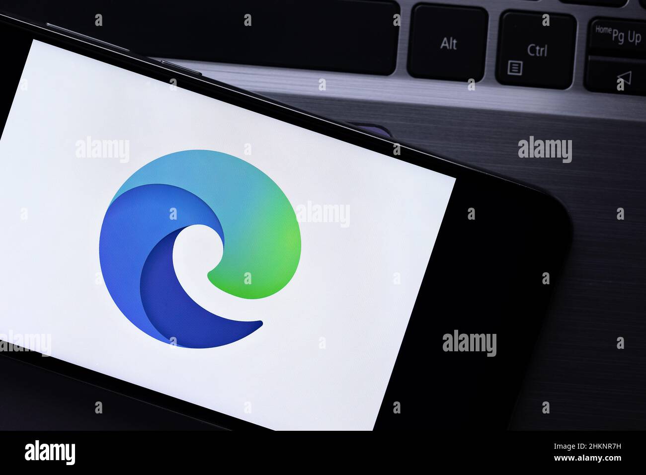 Microsoft Edge editorial. Illustrative photo for news about Microsoft ...