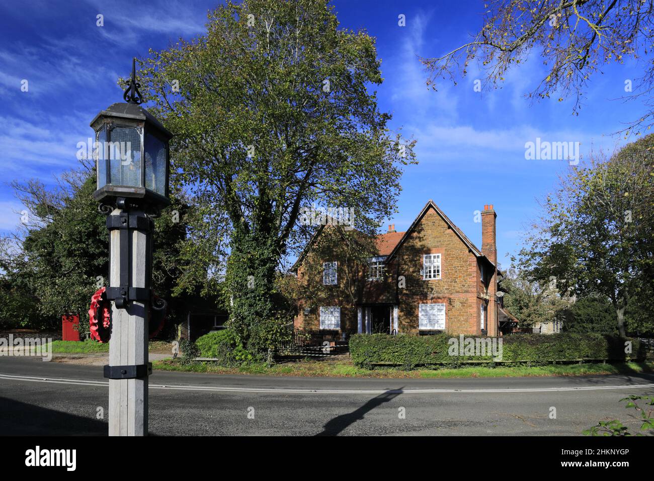 Black horse castle rising hi-res stock photography and images - Alamy