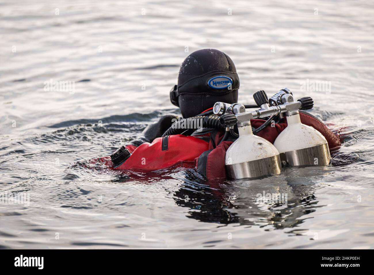 Hemmoor, Germany. 05th Feb, 2022. The diver Tammo Krüder is in his ...