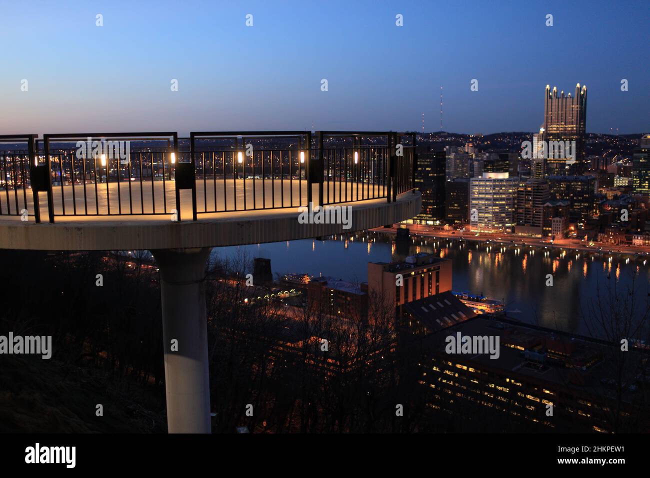 Observatory Hill in Pittsburgh at night, USA, Pennsylvania Stock Photo ...
