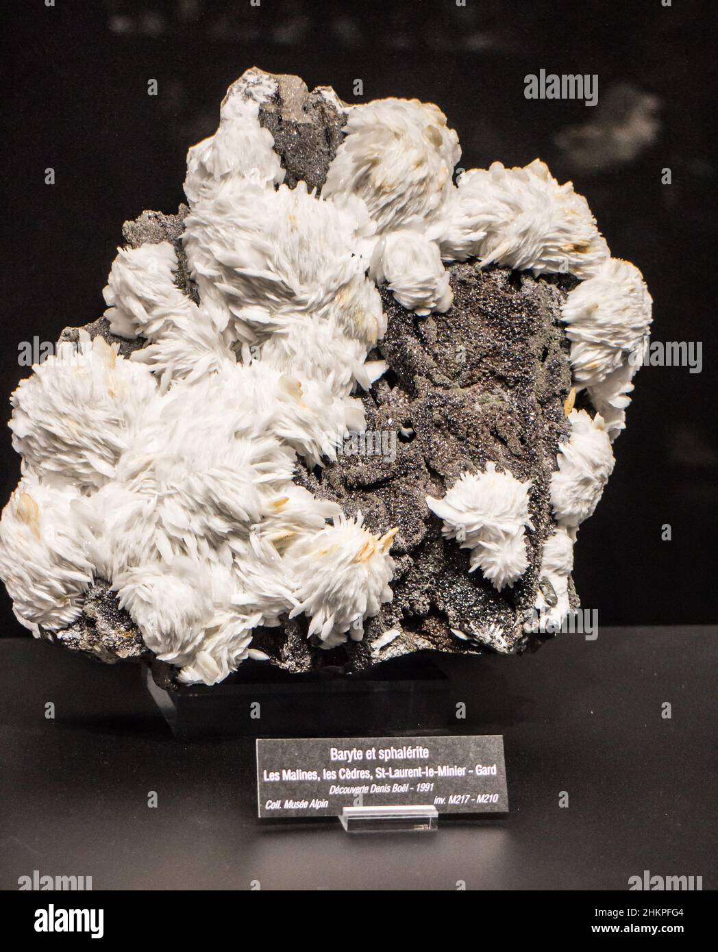 Musee des cristaux hi-res stock photography and images - Alamy