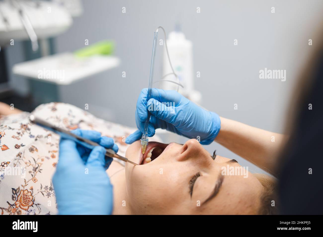 Modern dental computer anesthesia procedure Stock Photo - Alamy