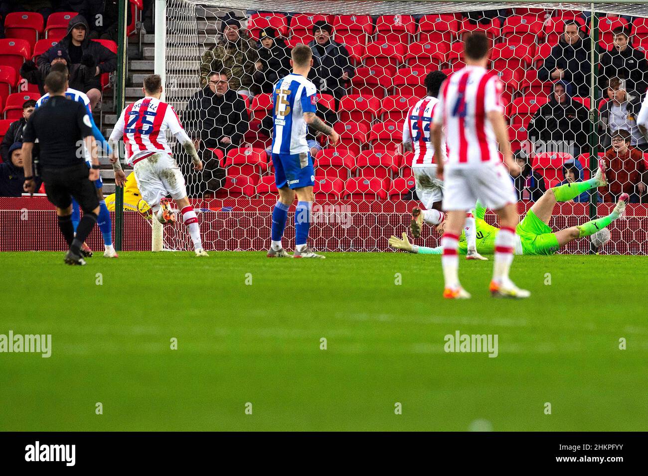 Jacob Brown #18 of Stoke City makes it 2-0 Stock Photo - Alamy