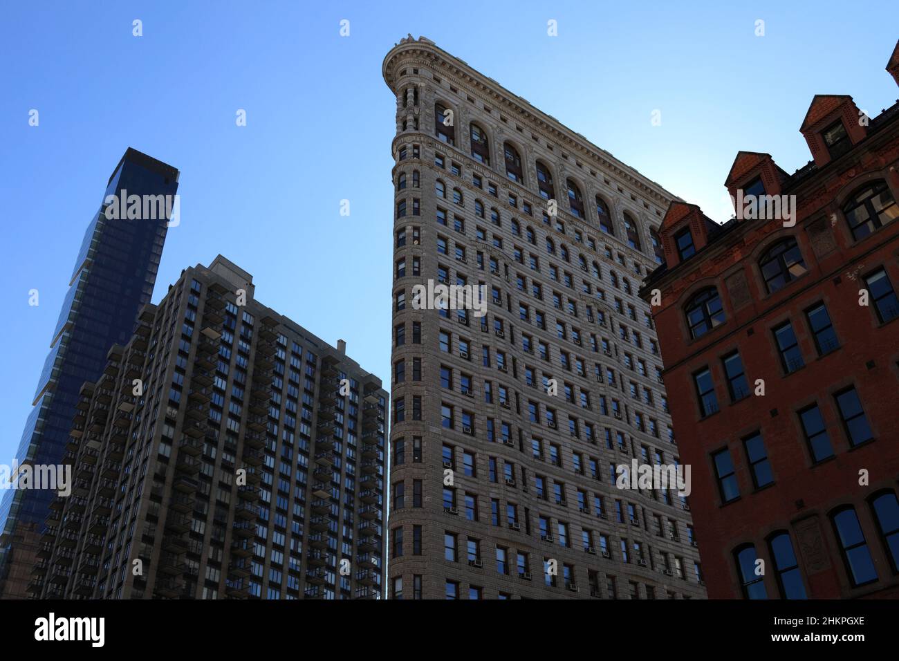 Side view flatiron building manhattan hi-res stock photography and ...