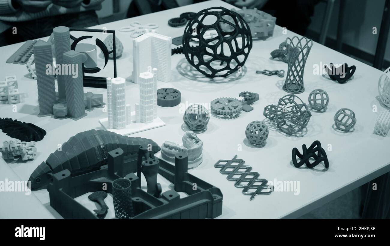 Objects printed on metal 3d printer and printer that prints plastic ...