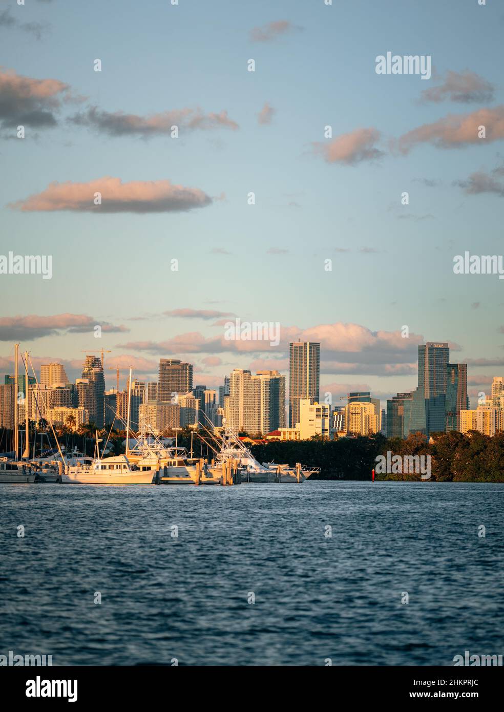 Miami skyline clouds hi-res stock photography and images - Alamy