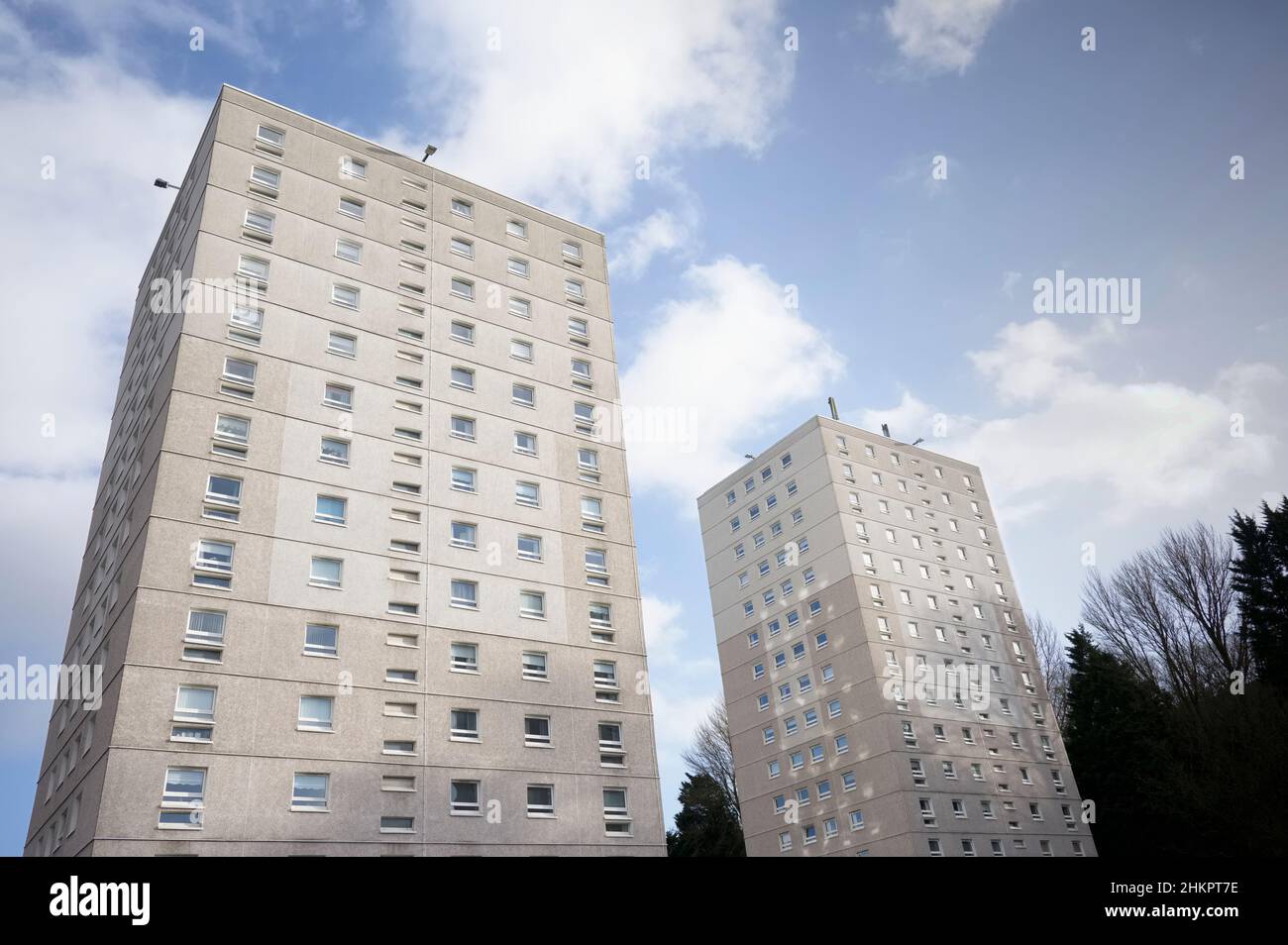 High rise council flat in deprived poor housing estate in Glasgow Stock ...