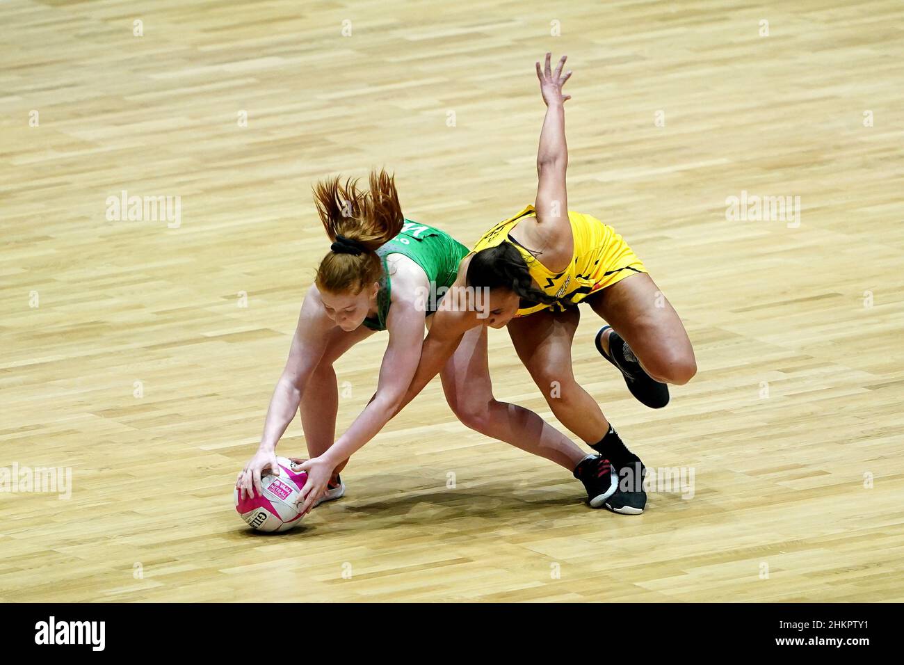 Laura malcolm of manchester thunder hi-res stock photography and images ...