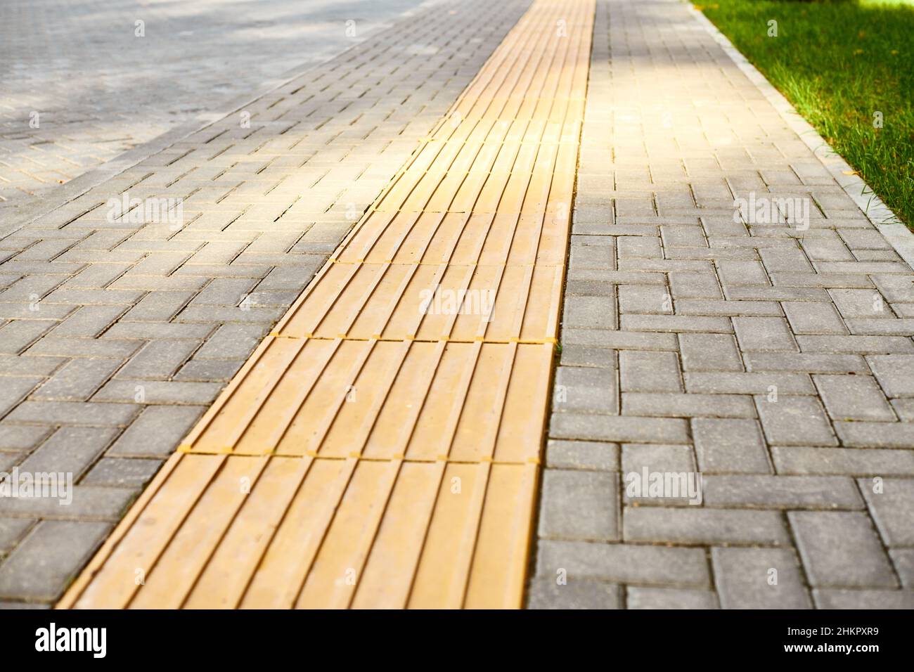 500 Tactile Walking Surface Indicators Images, Stock, 47% OFF