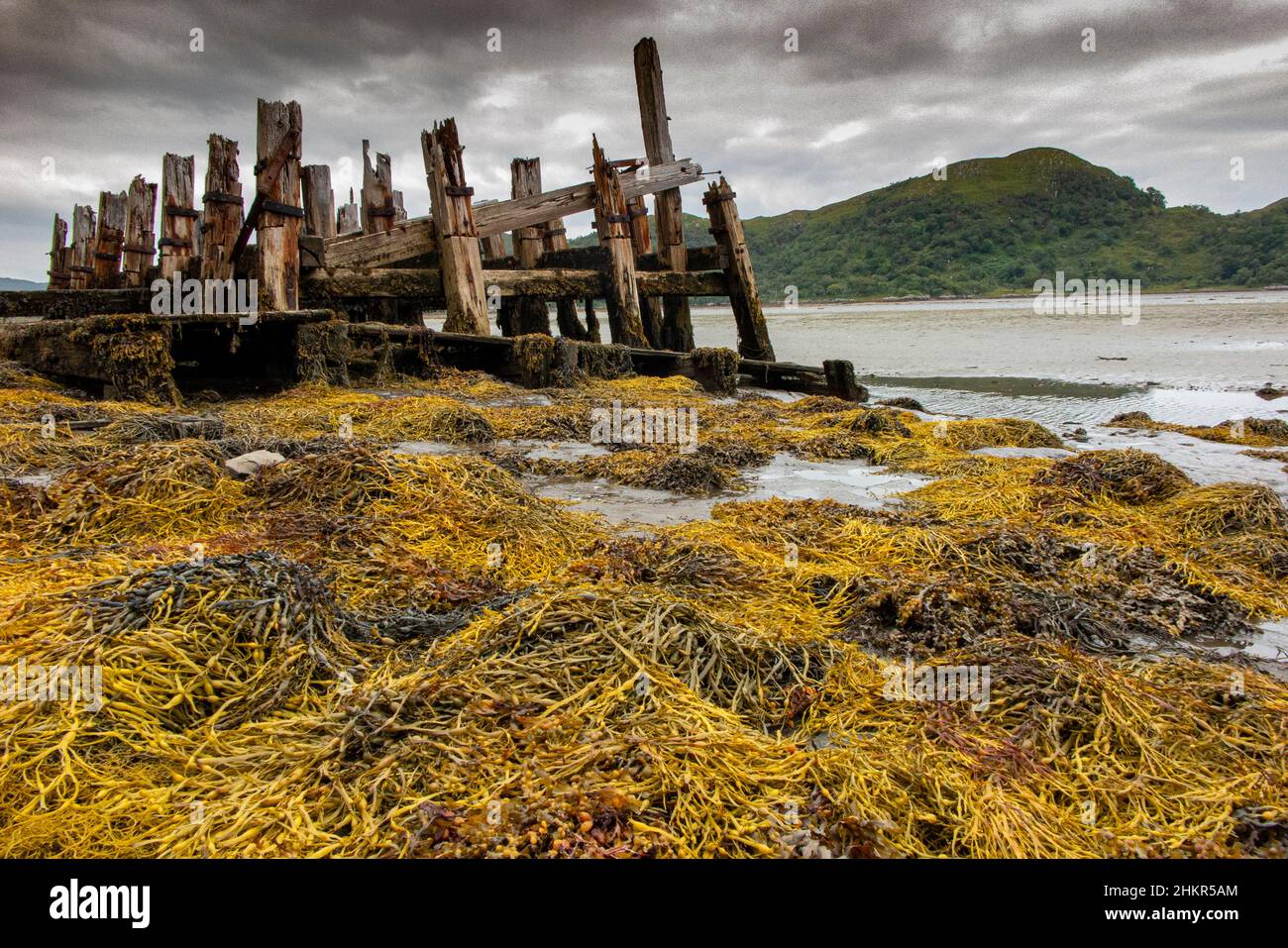 Broken jetty hi-res stock photography and images - Alamy
