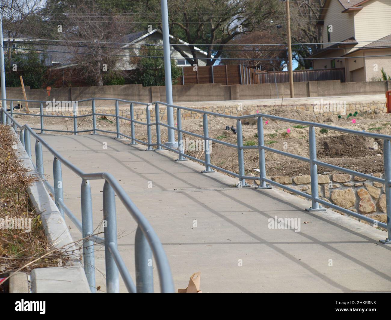 Growth in North Dallas strains roads,cell service, new housing ...