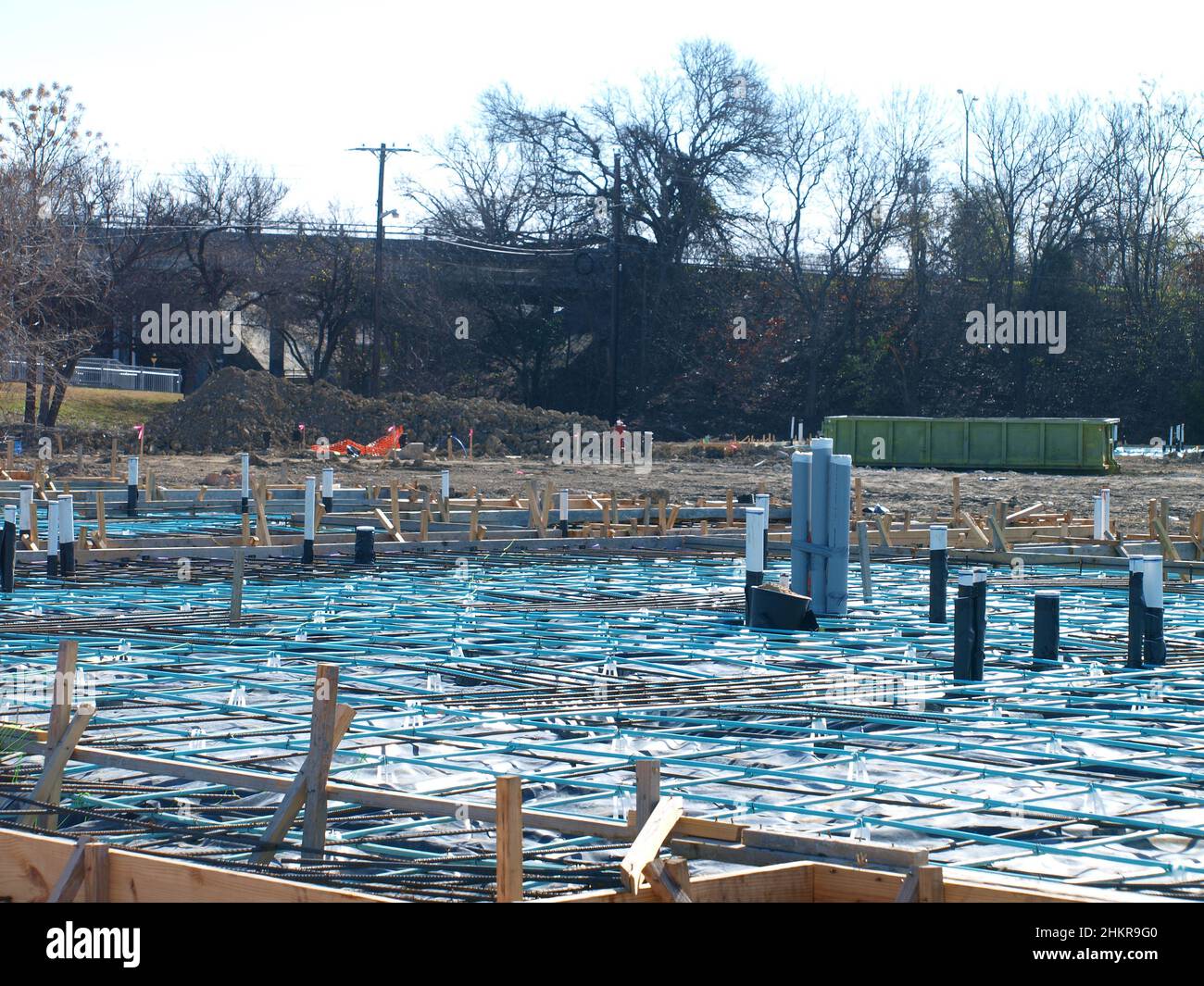 Growth in North Dallas strains roads,cell service, new housing ...