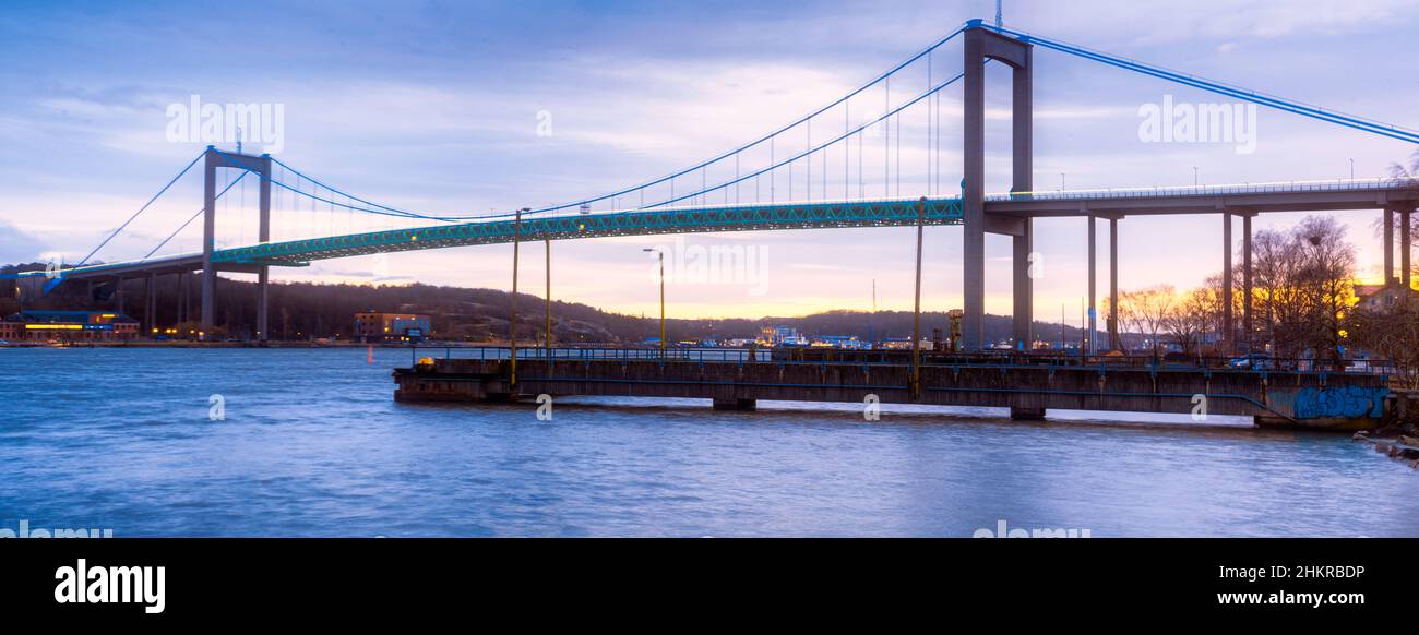 älvsborgbron with colorful sky post sunset bridge at Gothenburg west ...