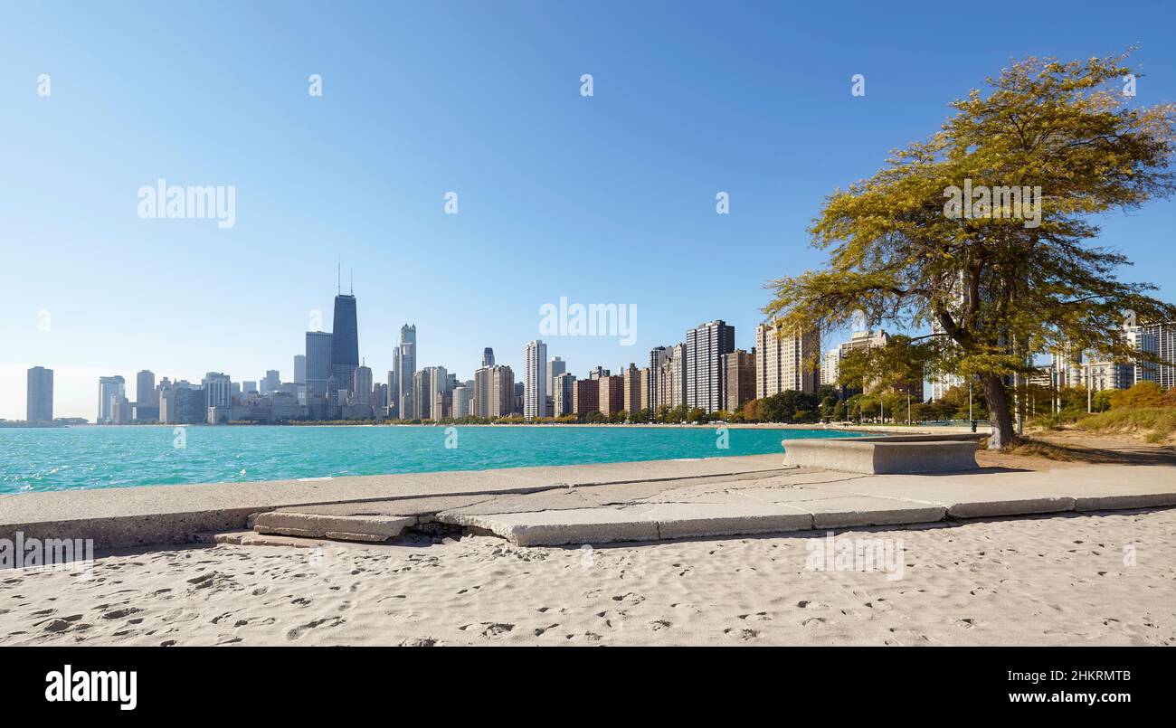 Michigan Lakefront skyline at a sunny morning, Chicago, USA Stock Photo ...
