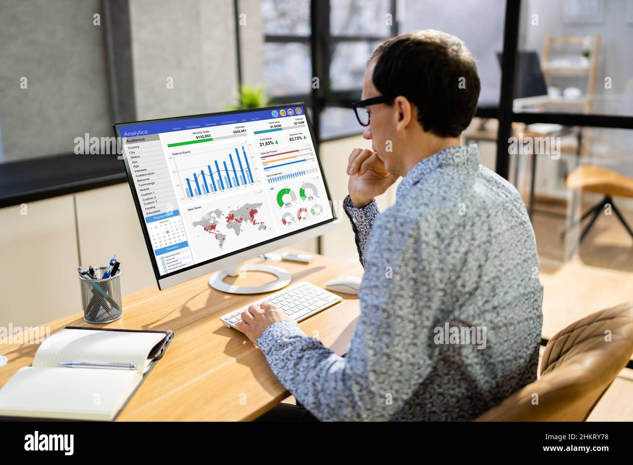 Business Data Analytics Dashboard And KPI Performance Stock Photo - Alamy