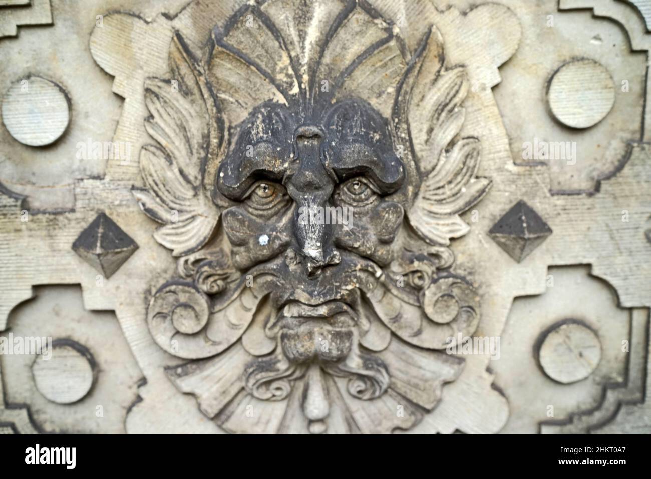 Demon carving hi-res stock photography and images - Alamy
