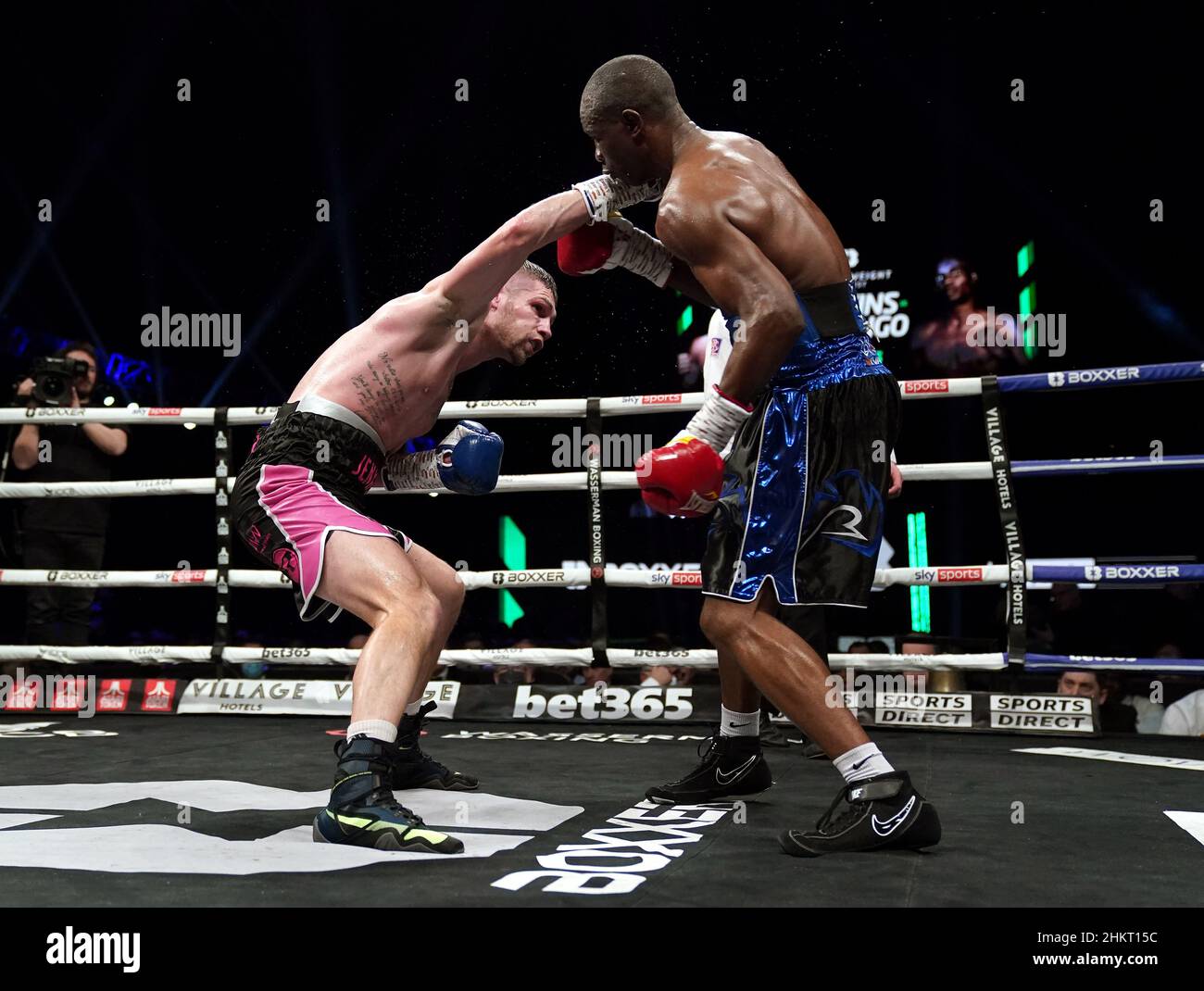 Chris Jenkins (left) and Julius Indongo in the welterweight contest at ...
