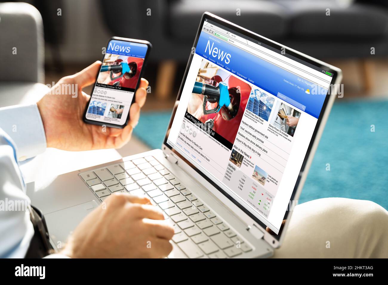Online News Read On Laptop Computer. Newspaper Site Stock Photo - Alamy