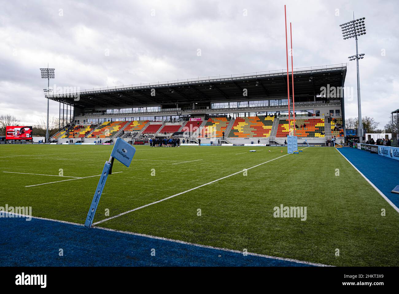 The west stand at twickenham rugby ground hi-res stock photography and ...