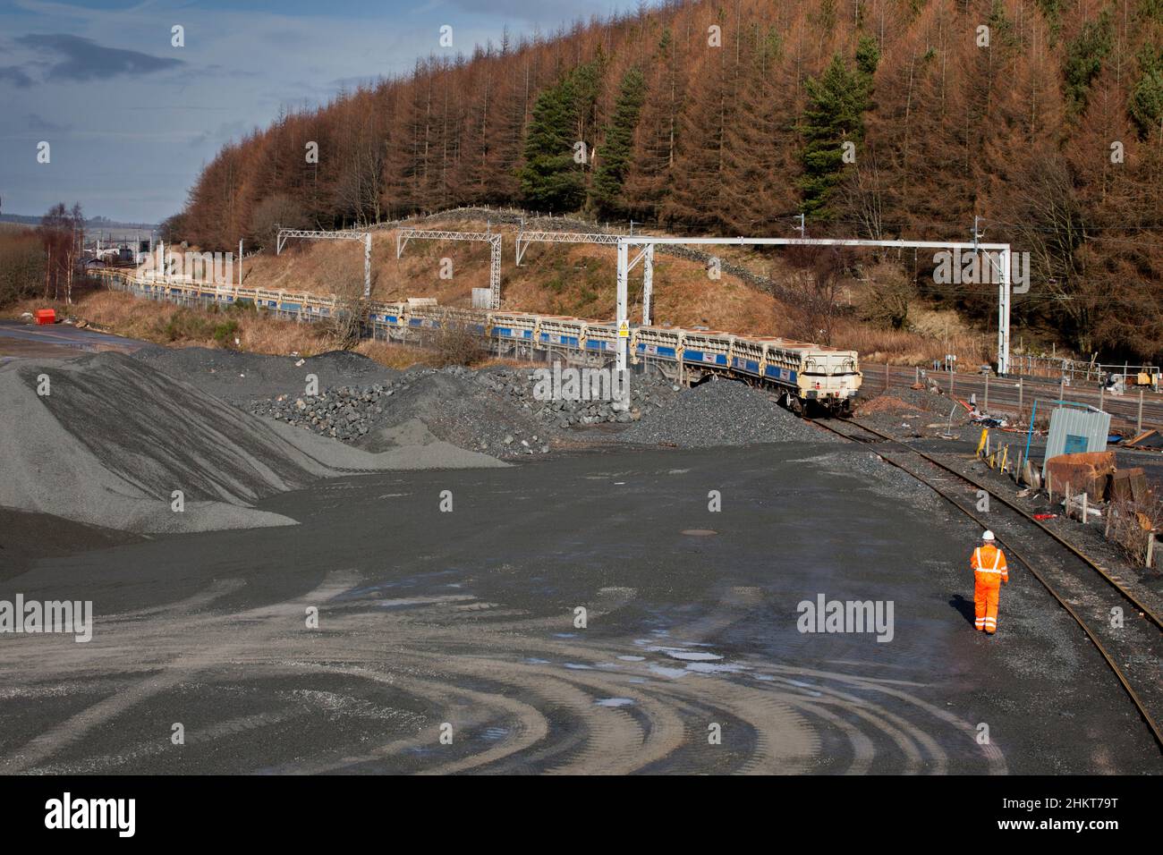 Propelling train hi-res stock photography and images - Alamy