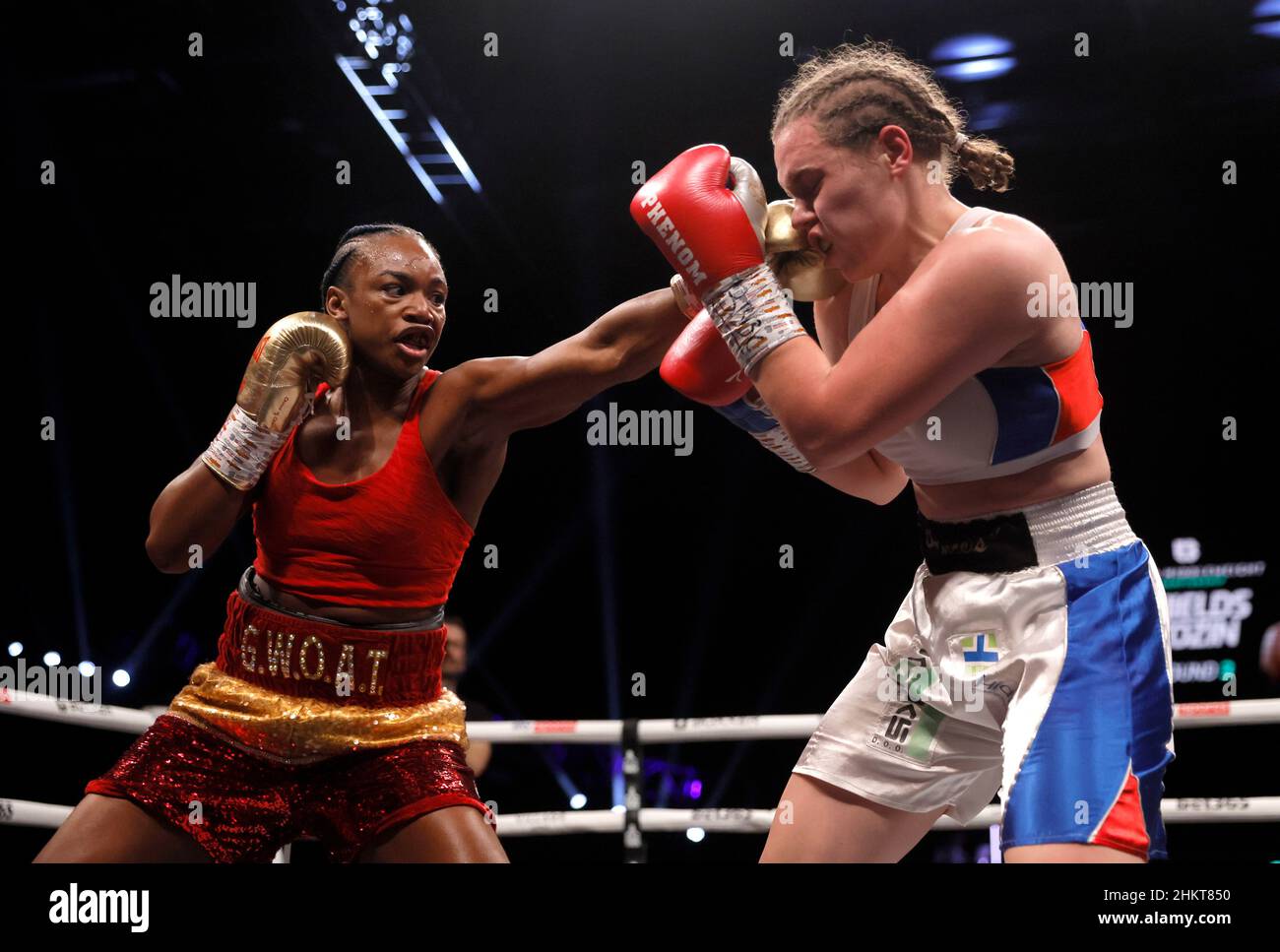 Claressa shields ema kozin hi-res stock photography and images - Alamy