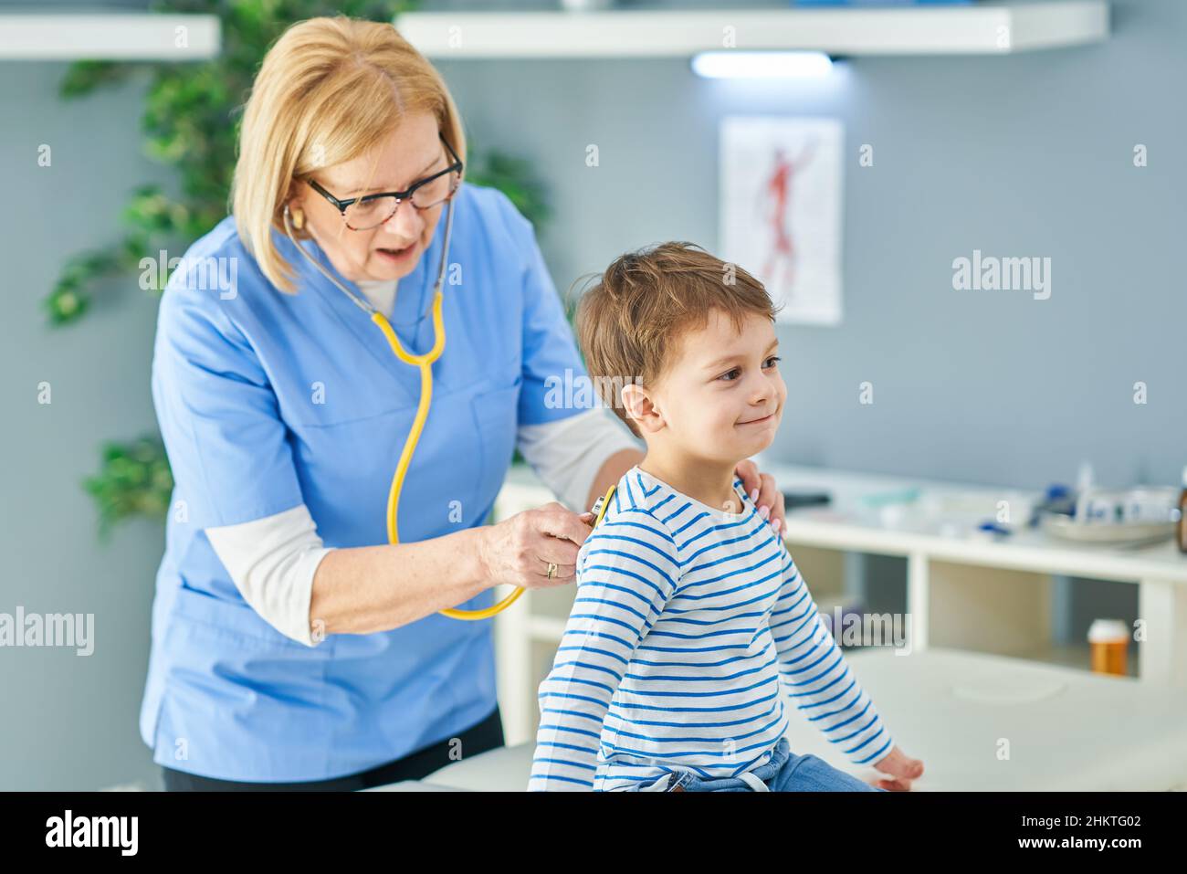 Examining child nose hi-res stock photography and images - Alamy