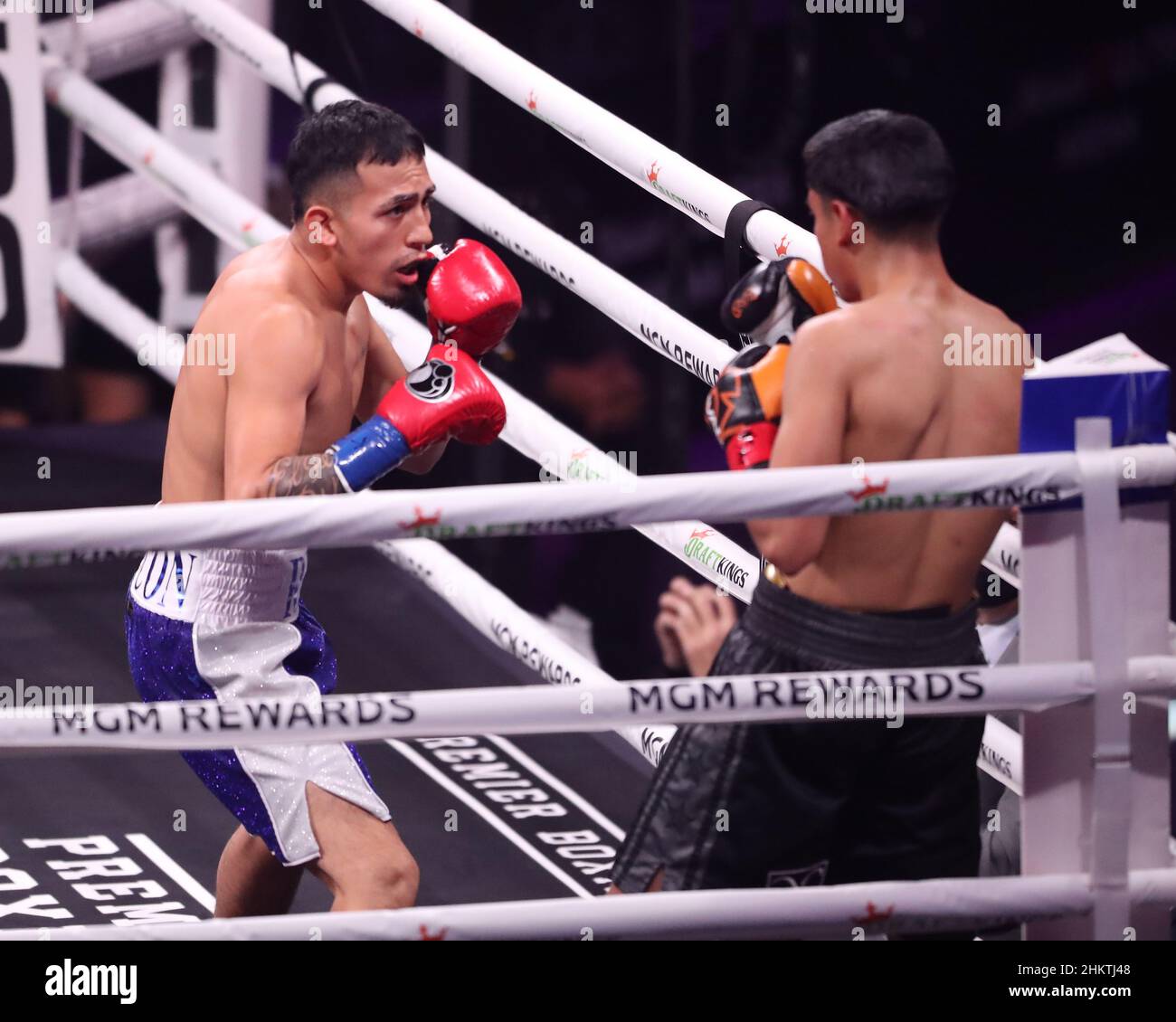 Las Vegas, Nevada, USA. 5th Feb, 2022. LAS VEGAS, NV - FEBRUARY 5: (R-L ...