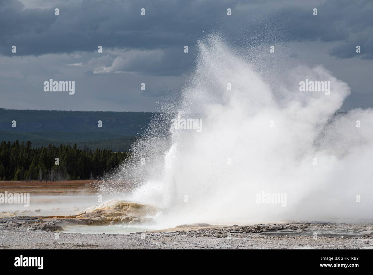 Clepsydra Geyser from the Fountain Paint Pots trail in Yellowstone ...