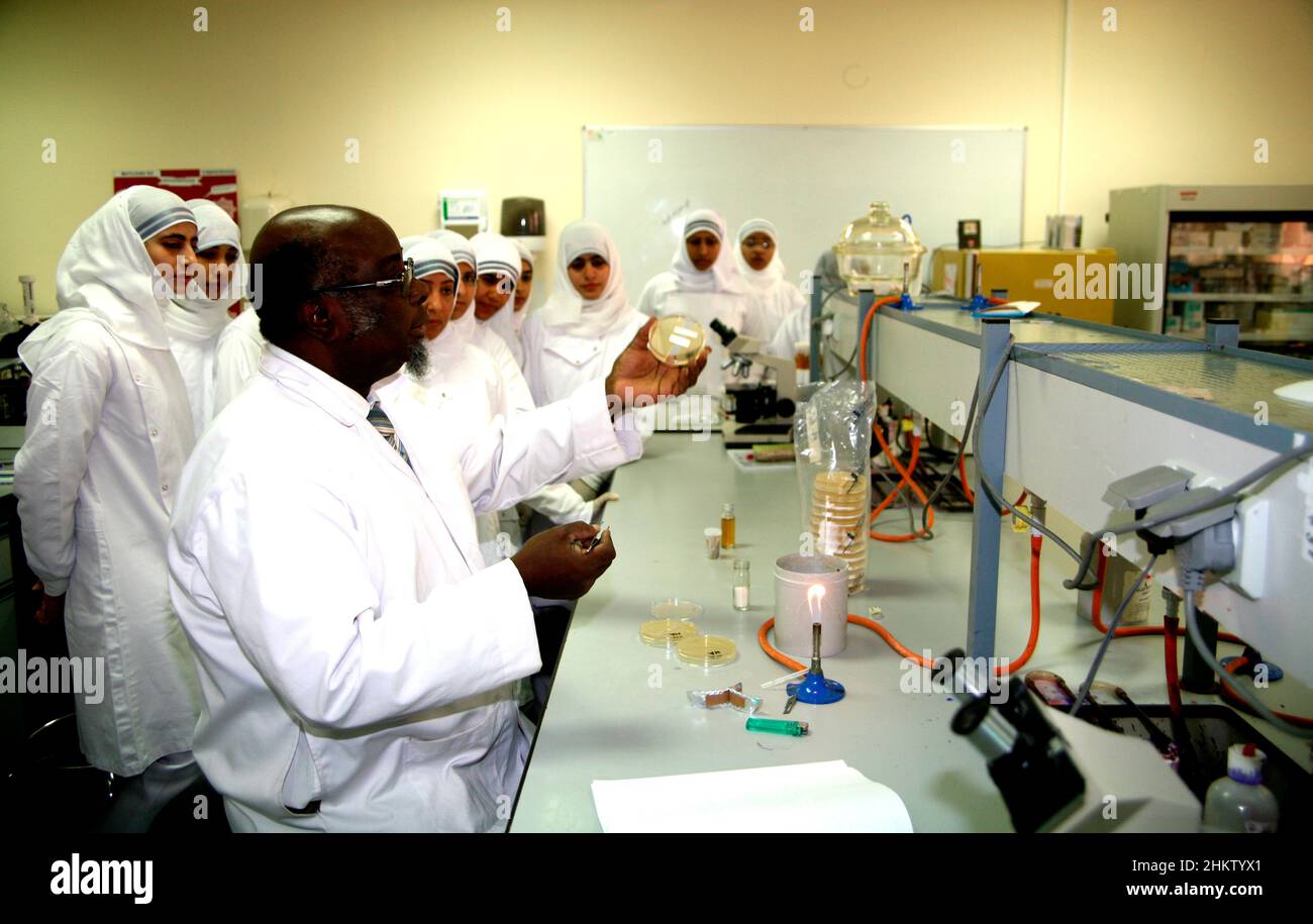 Female students attend a science lesson in Sultan Qaboos University in ...