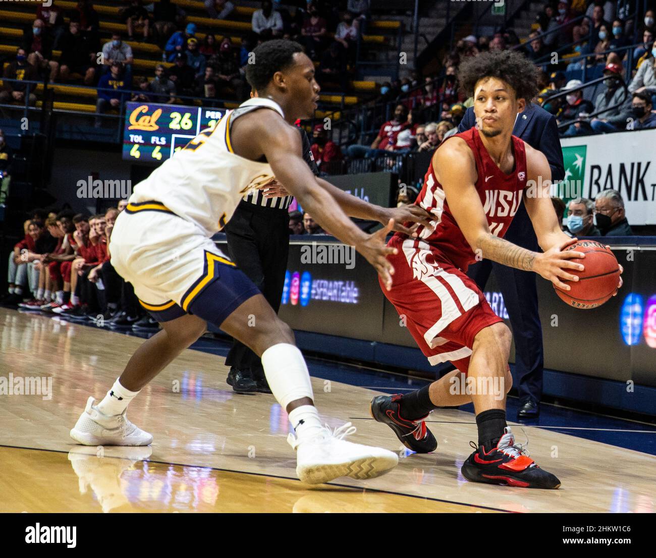 Berkeley, CA U.S. 05th Feb, 2022. A. Washington State forward D.J ...