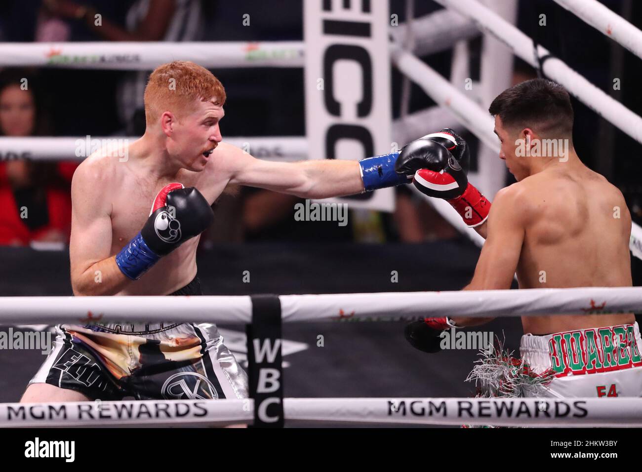 Las Vegas, Nevada, USA. 5th Feb, 2022. LAS VEGAS, NV - FEBRUARY 5: (L-R ...