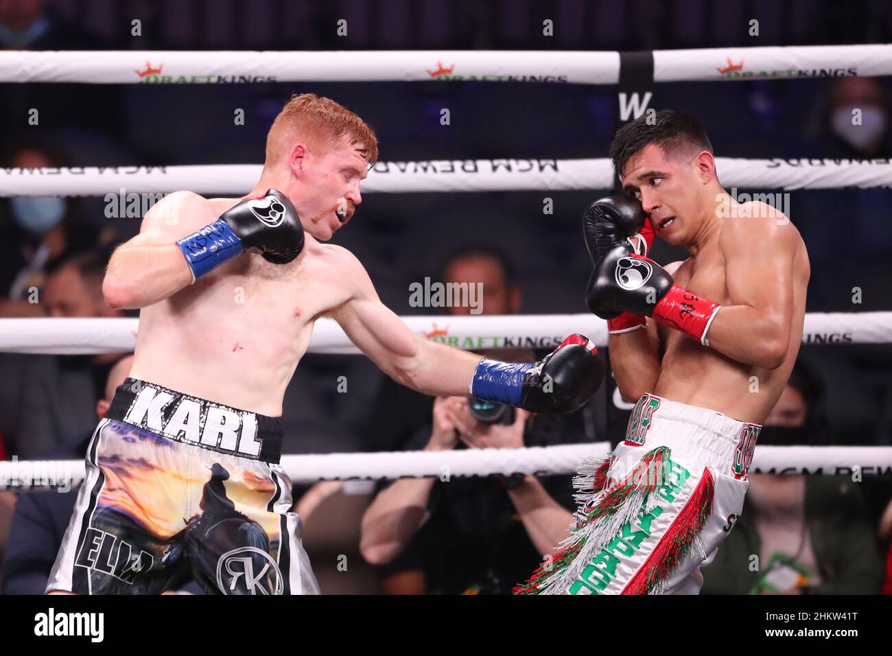 Las Vegas, Nevada, USA. 5th Feb, 2022. LAS VEGAS, NV - FEBRUARY 5: (L-R ...