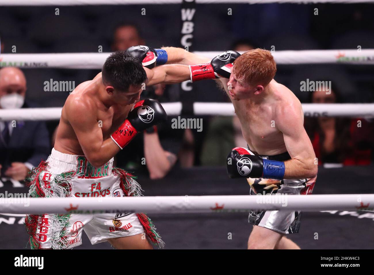 Las Vegas, Nevada, USA. 5th Feb, 2022. LAS VEGAS, NV - FEBRUARY 5: (R-L ...