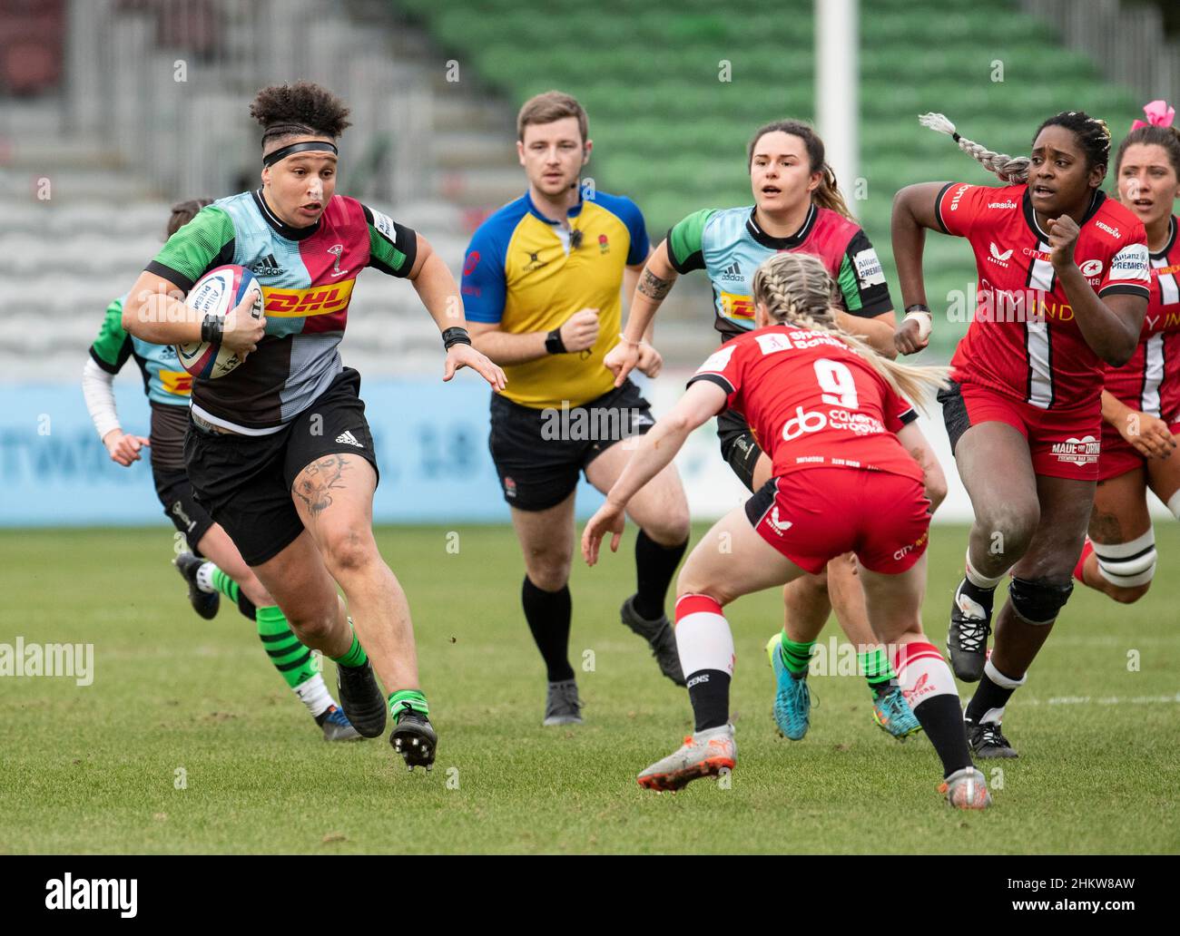 TWICKENHAM - ENGLAND 5 FEB 22: Shaunagh Brown of Harlequins in action ...
