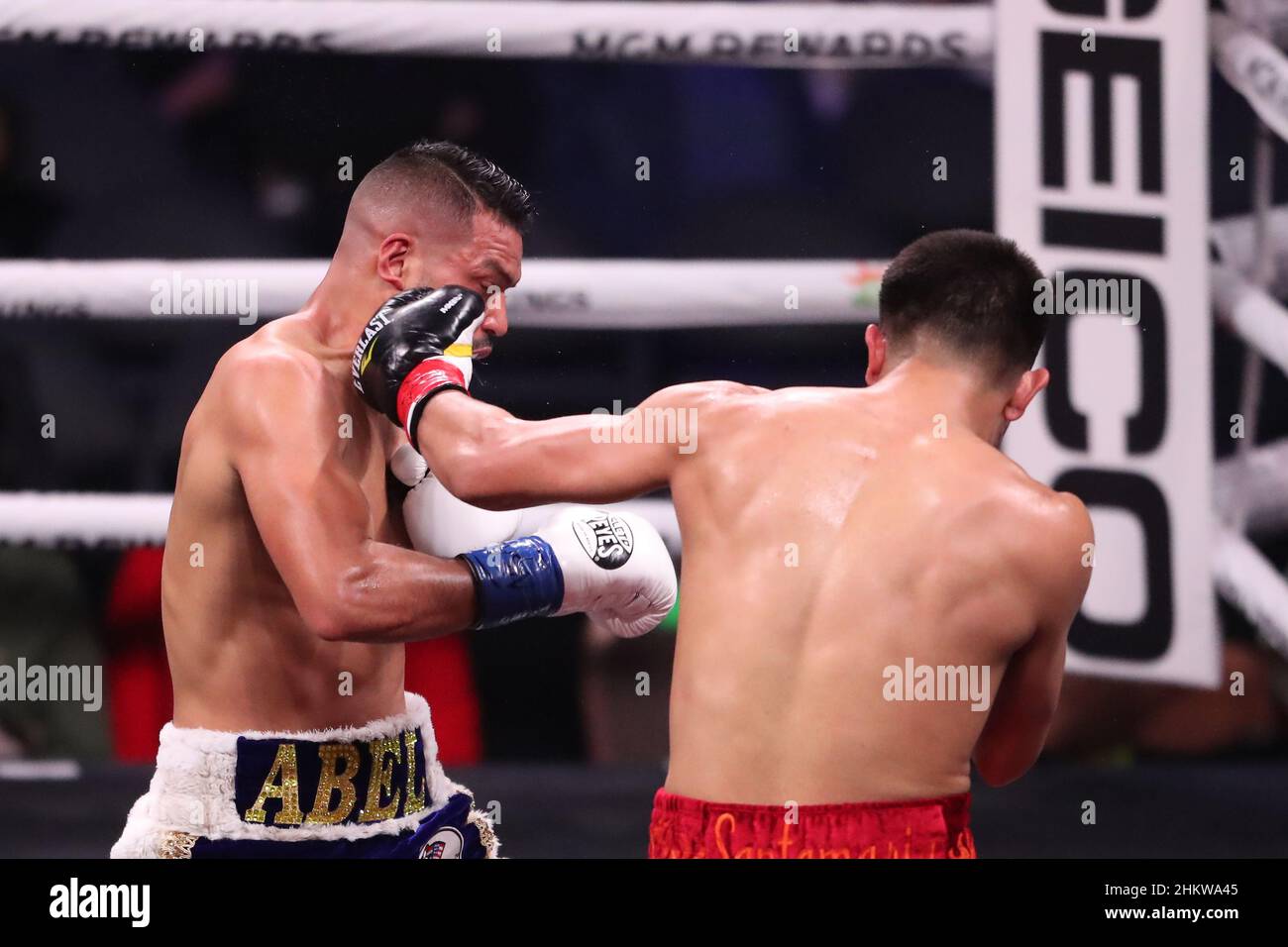 Las Vegas, Nevada, USA. 5th Feb, 2022. LAS VEGAS, NV - FEBRUARY 5: (R-L ...