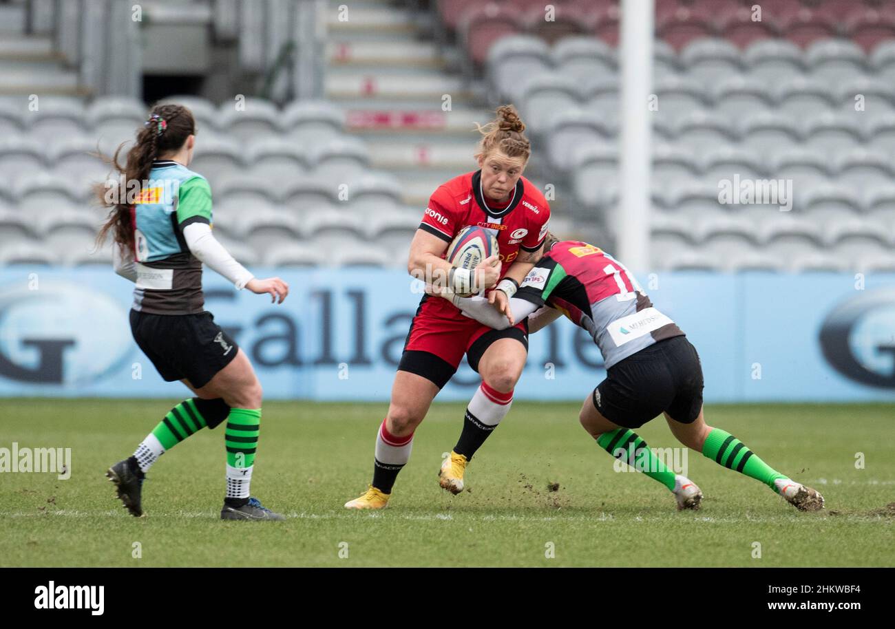 TWICKENHAM - ENGLAND 5 FEB 22: Alev Kelter of Saracen’s in action ...