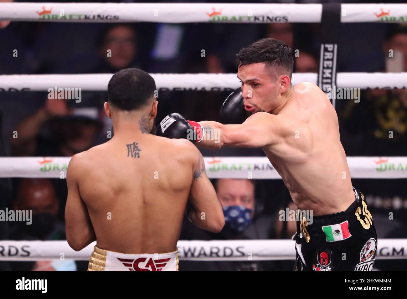 Las Vegas, Nevada, USA. 5th Feb, 2022. LAS VEGAS, NV - FEBRUARY 5: (R-L ...