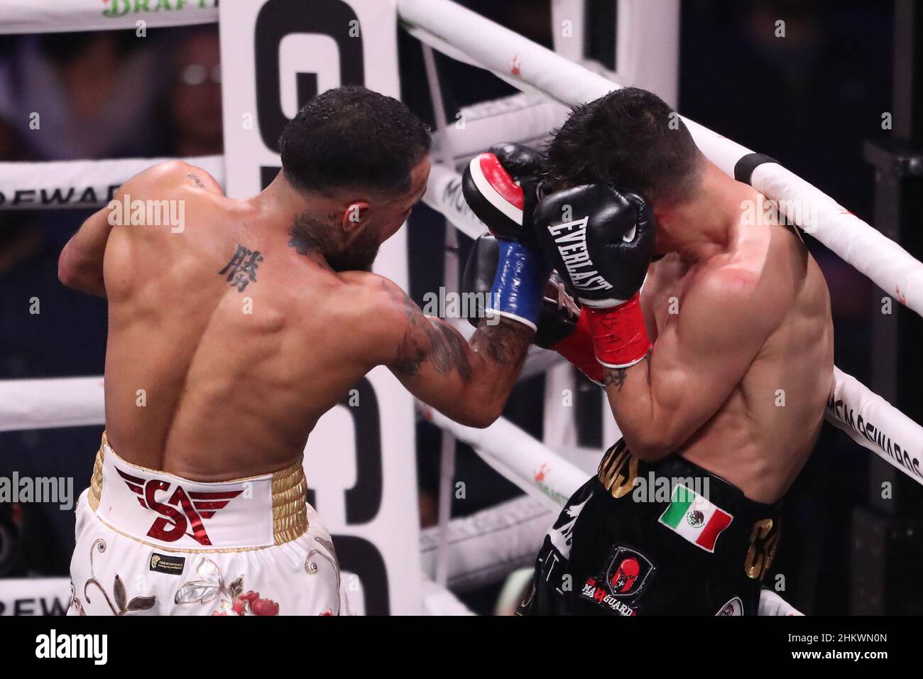 Las Vegas, Nevada, USA. 5th Feb, 2022. LAS VEGAS, NV - FEBRUARY 5: (L-R ...