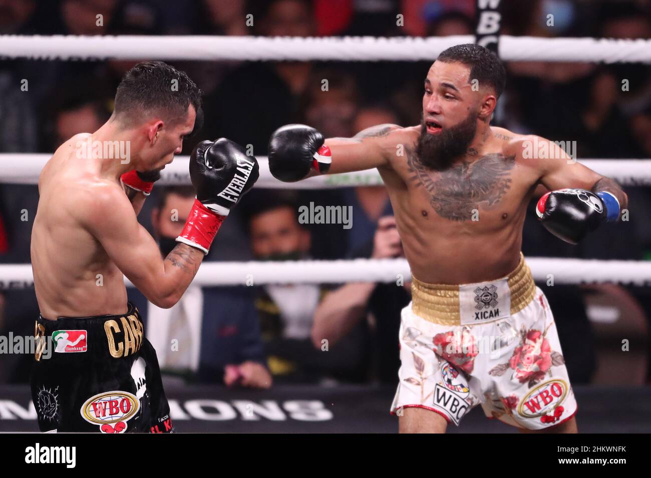 Las Vegas, Nevada, USA. 5th Feb, 2022. LAS VEGAS, NV - FEBRUARY 5: (R-L ...