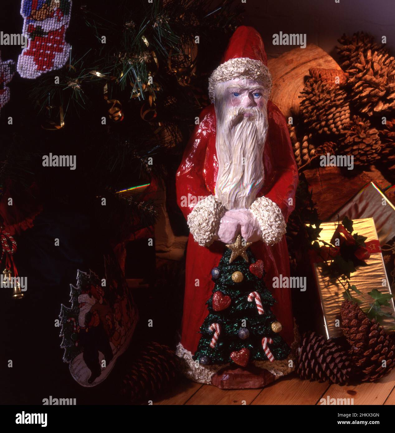 Father christmas ornament hi-res stock photography and images - Alamy